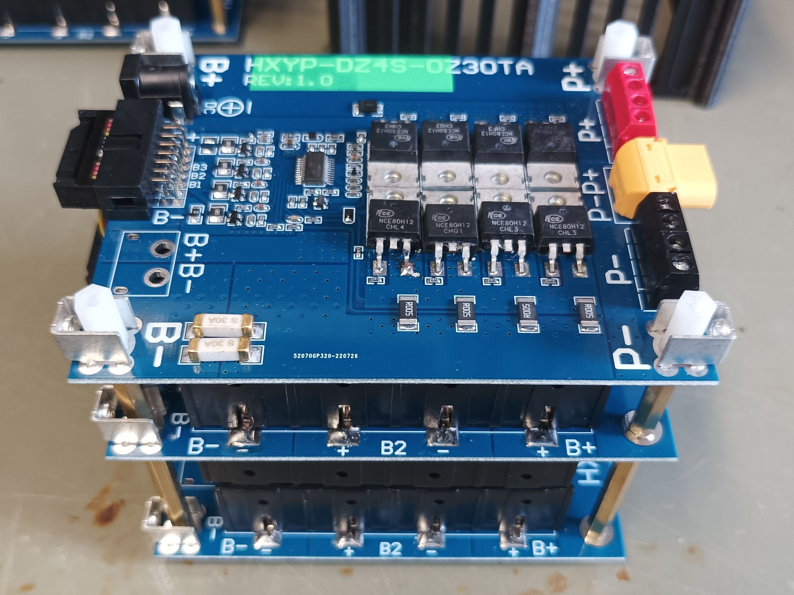 Enclosure for 4S3P 18650 BMS stack by ikletti | Download free STL model | Printables.com