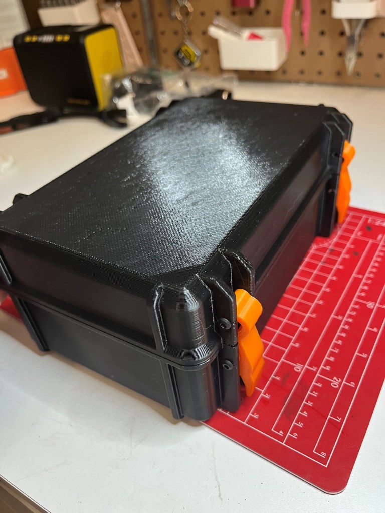 NOCO GB20 and GB40 hard carrying case by Rambelaya | Download free STL ...