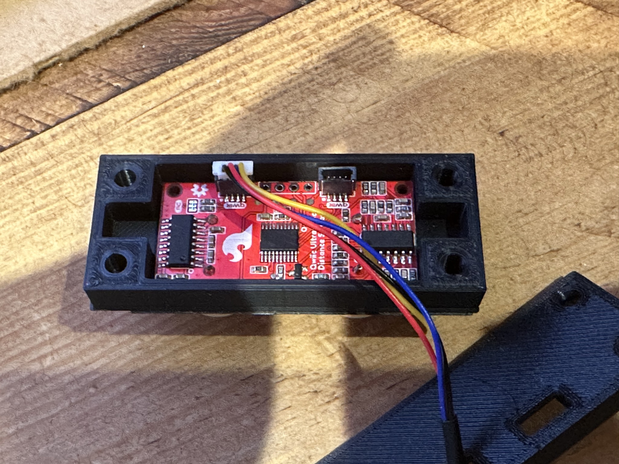 Sparkfun Qwiic Ultrasonic Distance Sensor Case Hc Sr04 By Adam Thomas Download Free Stl Model