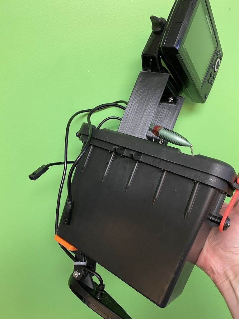 Helix 5 Head Unit Bracket by b1tshifter | Download free STL model ...