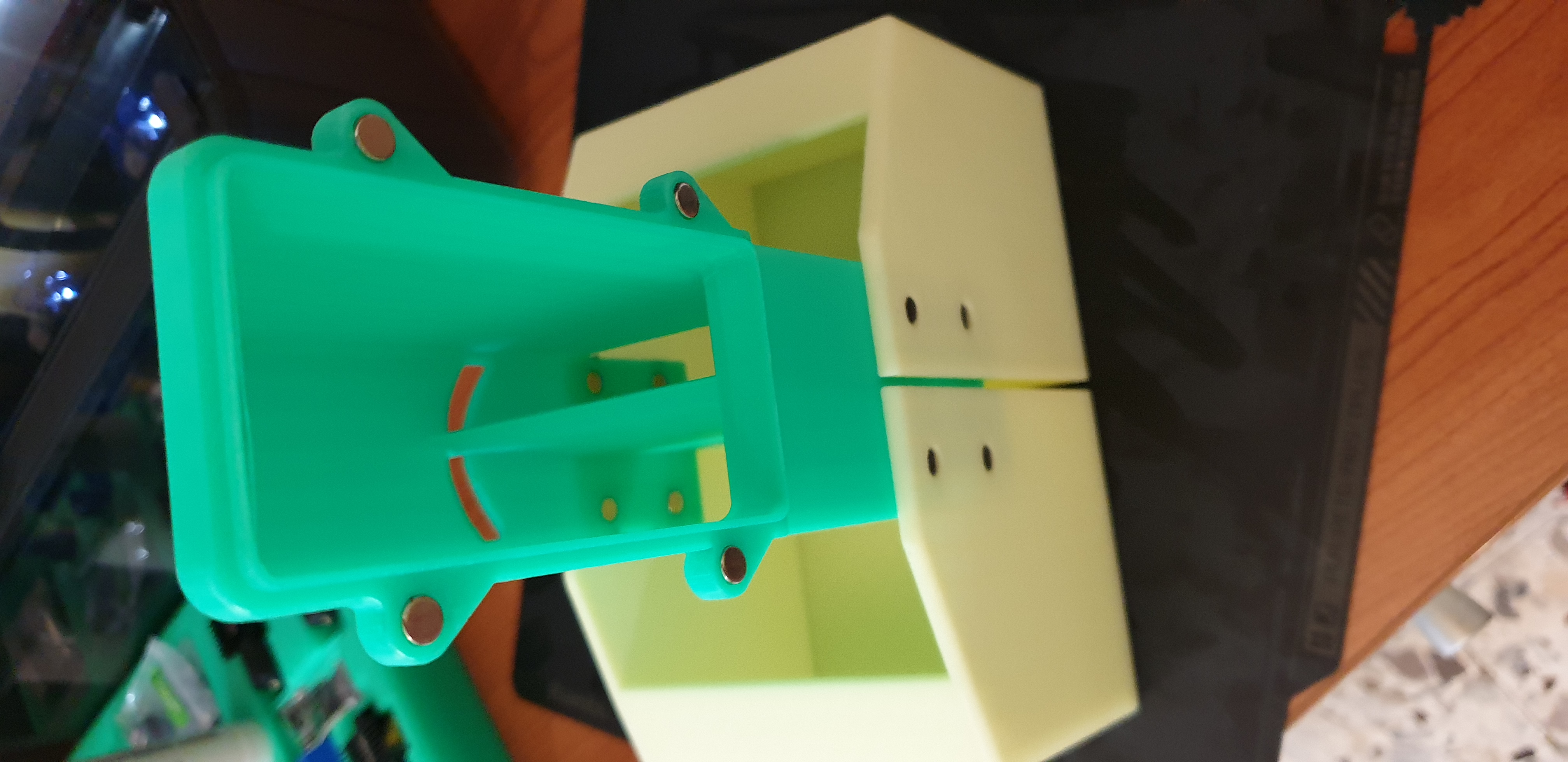 Bambu poop chute material divider(functional) by Danut Andres | Download free STL model ...