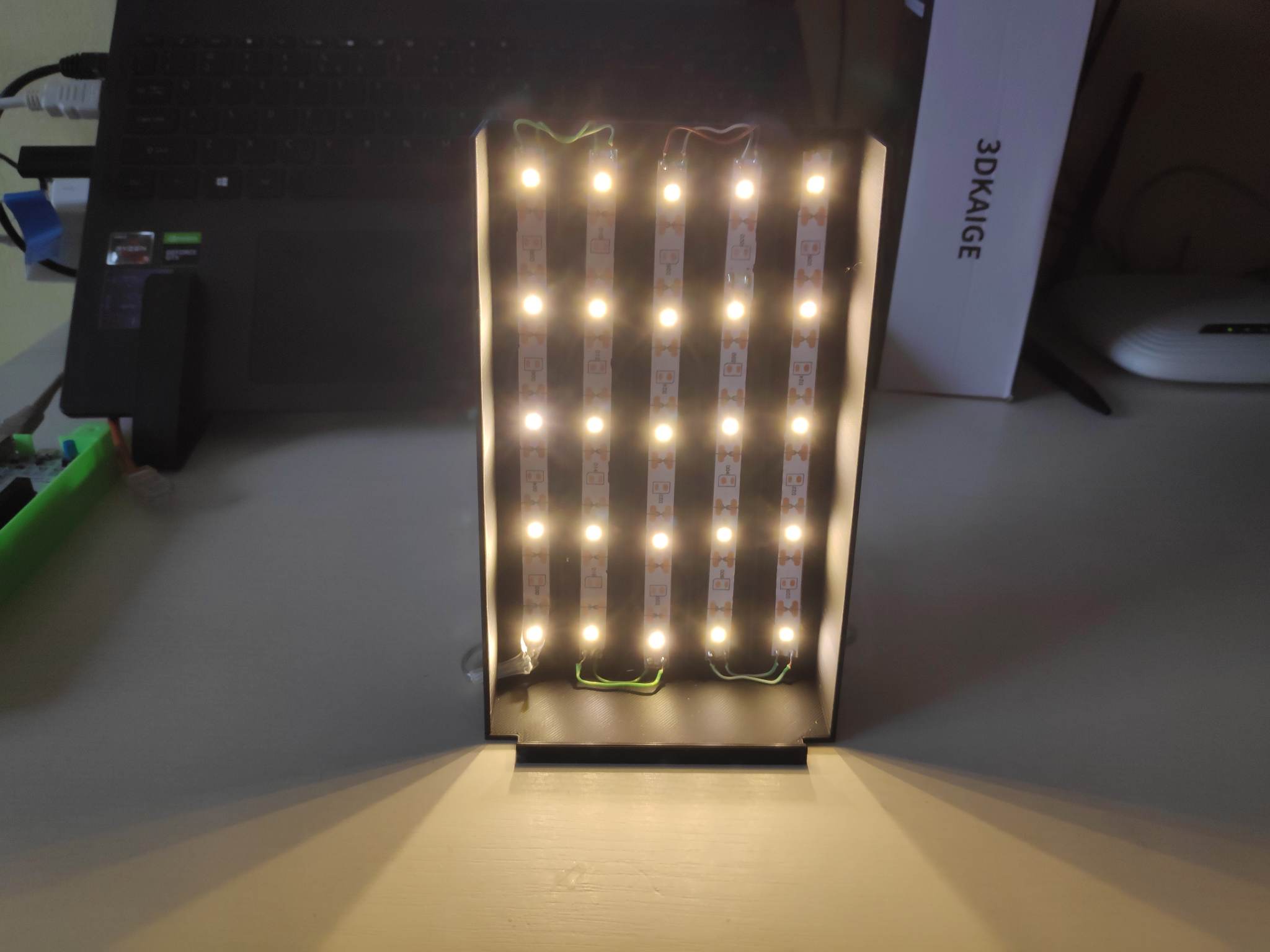 Lithophane stand with led strip by Knajcik | Download free STL model ...