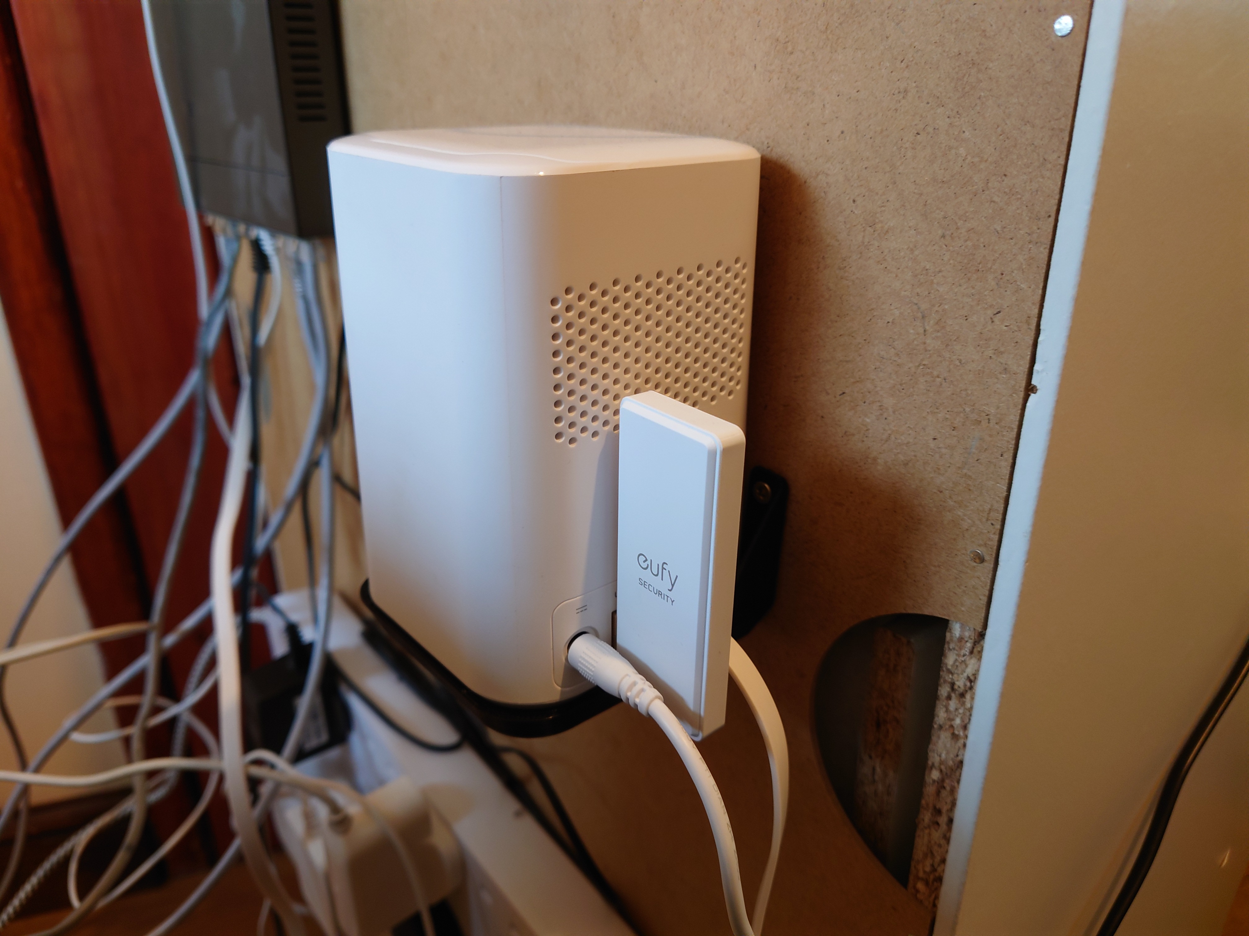 Eufy HomeBase 2 Wall Bracket by Ripe3D | Download free STL model ...