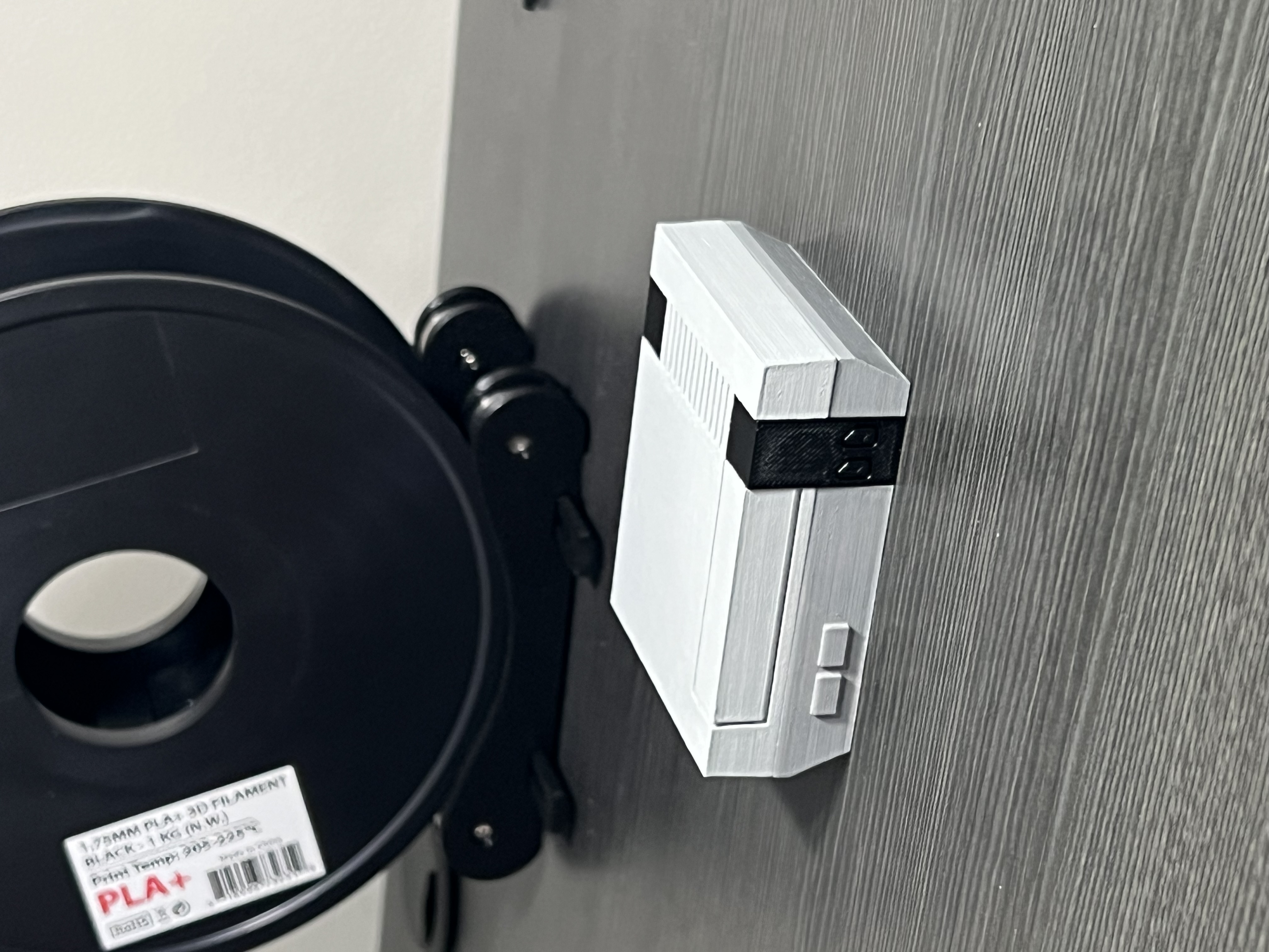 Mini NES Nintendo Entertainment System by aab010799 | Download free STL ...