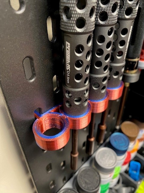 Skadis Hex Driver Holder by Ivonator | Download free STL model ...