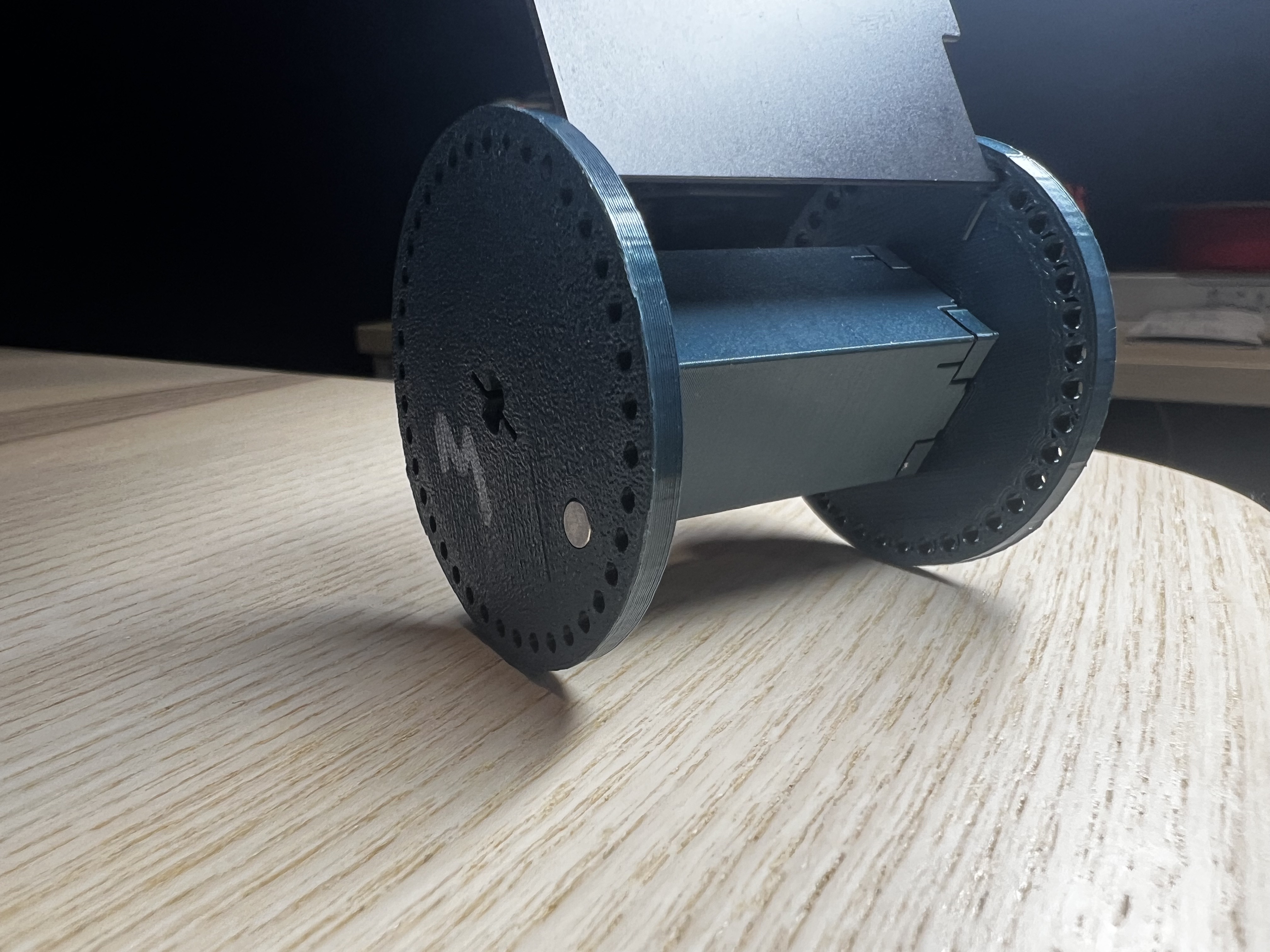 Split-Flap display module case by len0rd | Download free STL model ...