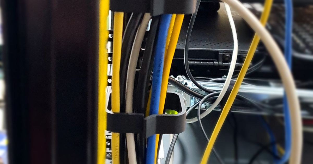 Cable-Manager for 19" System by Tobi Höher | Download free STL model ...