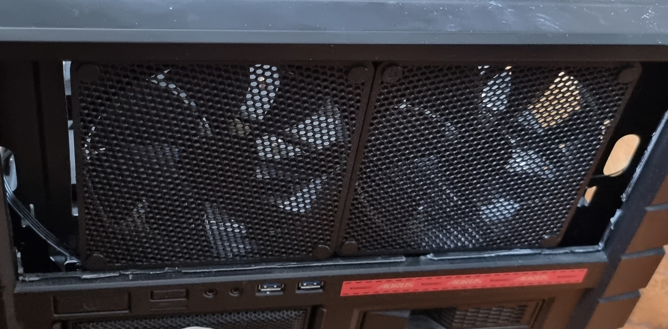 Computer fan cilps / push pins by Molot | Download free STL model ...