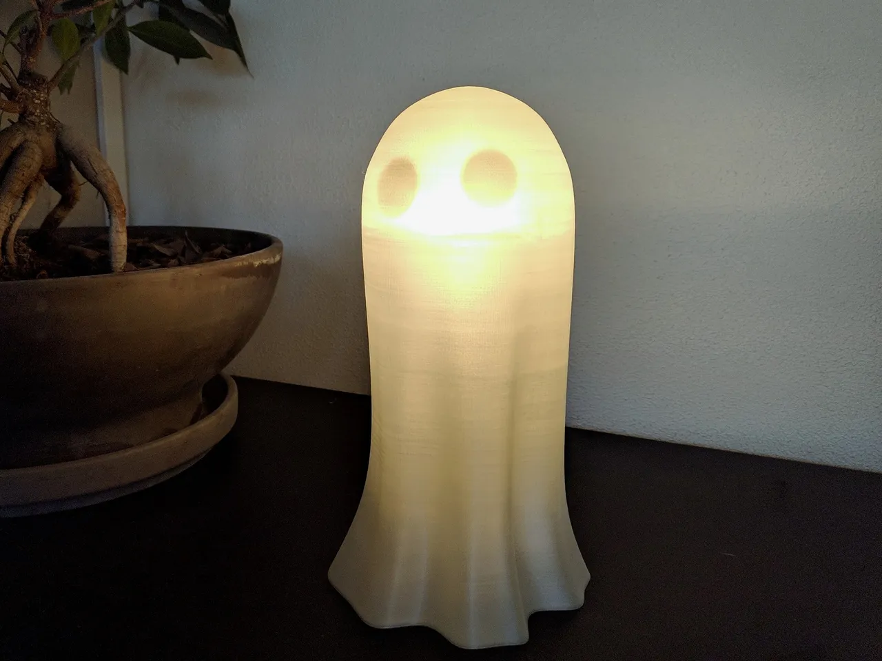 Pavel the Ghost lamp by Superbeasti | Download free STL model ...