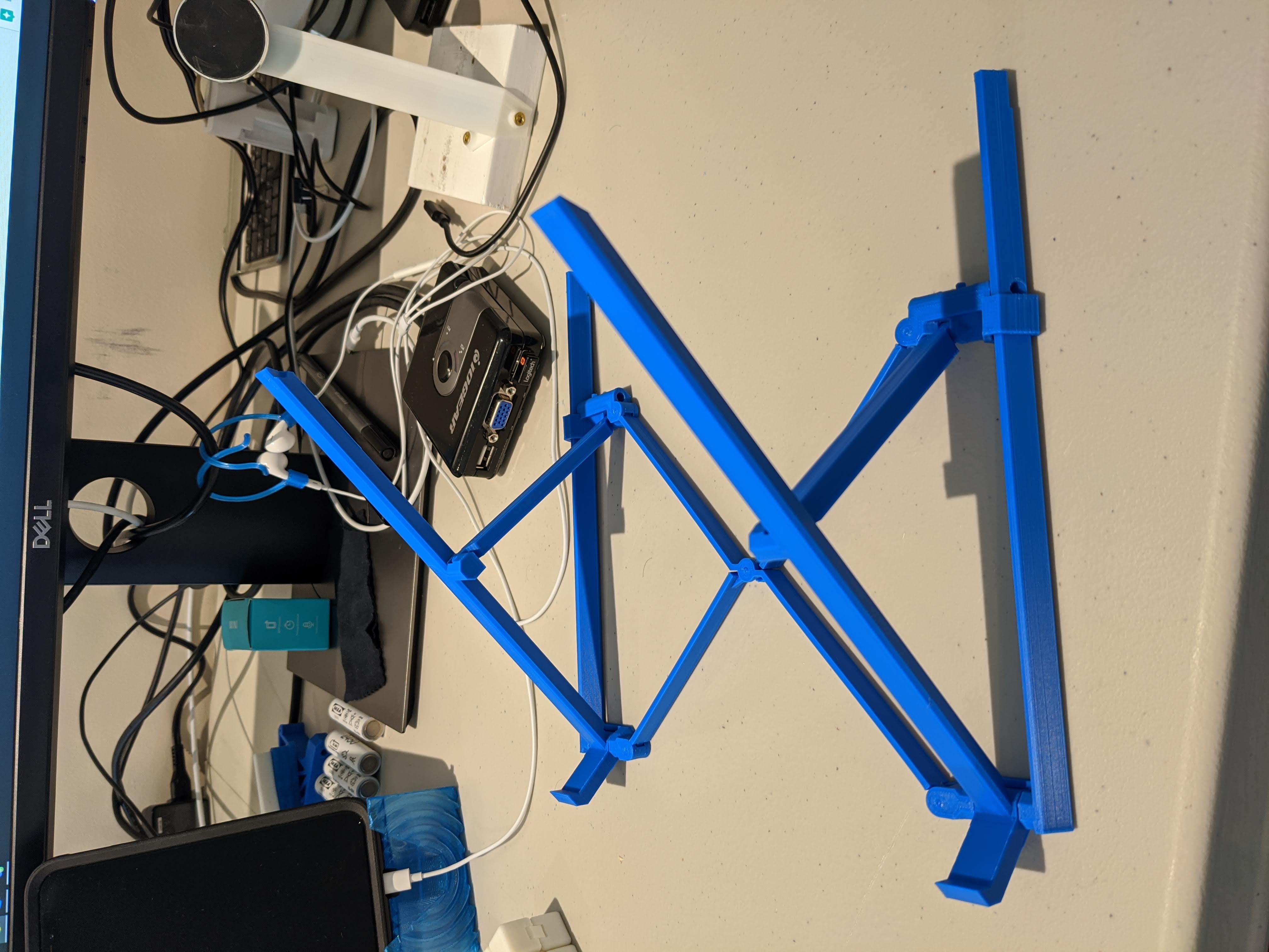 Print-In-Place Folding Laptop Stand by zuberio | Download free STL ...