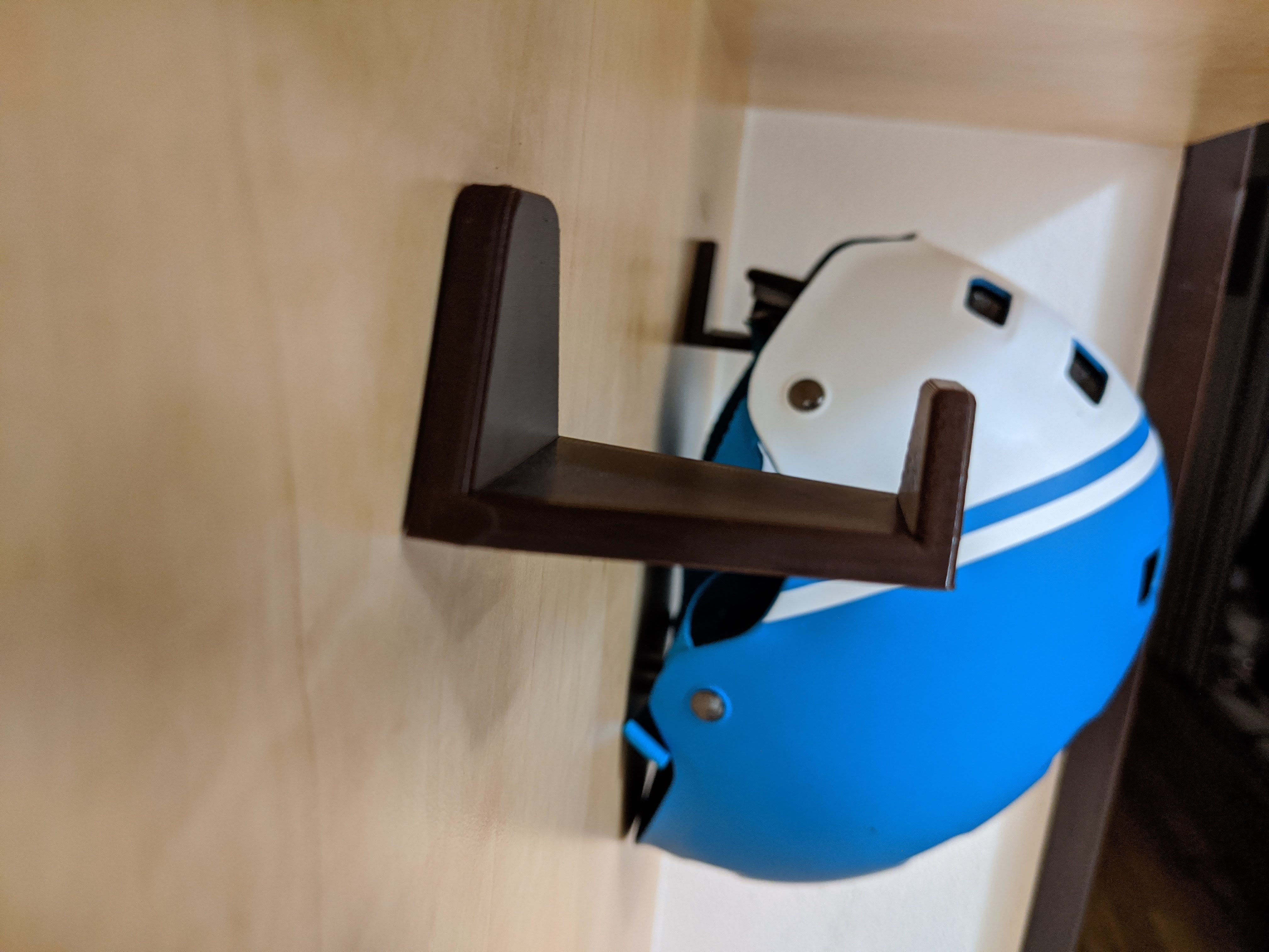 Bike helmet hook by JNev | Download free STL model | Printables.com