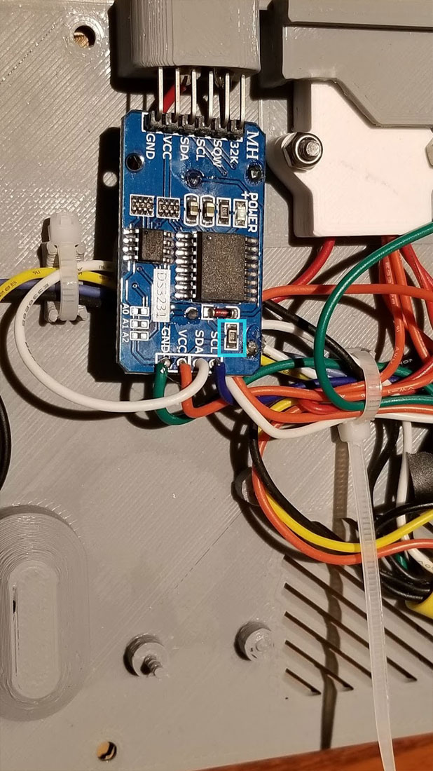 Grid Clock v2 REMIX - Fully Enclosed Version with Adrunio Nano or ...
