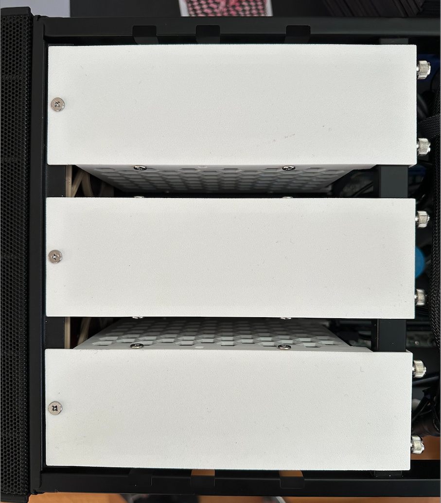 Fractal Node 304 HDD mount cage by brujoand | Download free STL model ...