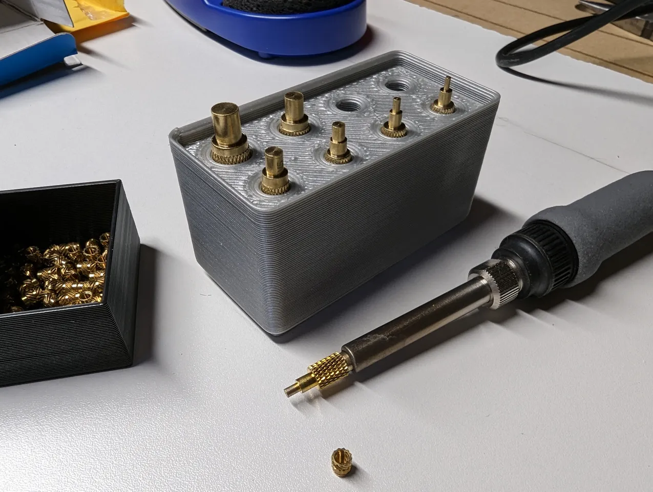 Gridfinity Threaded Insert Tips Holder by mikeneron | Download free STL ...