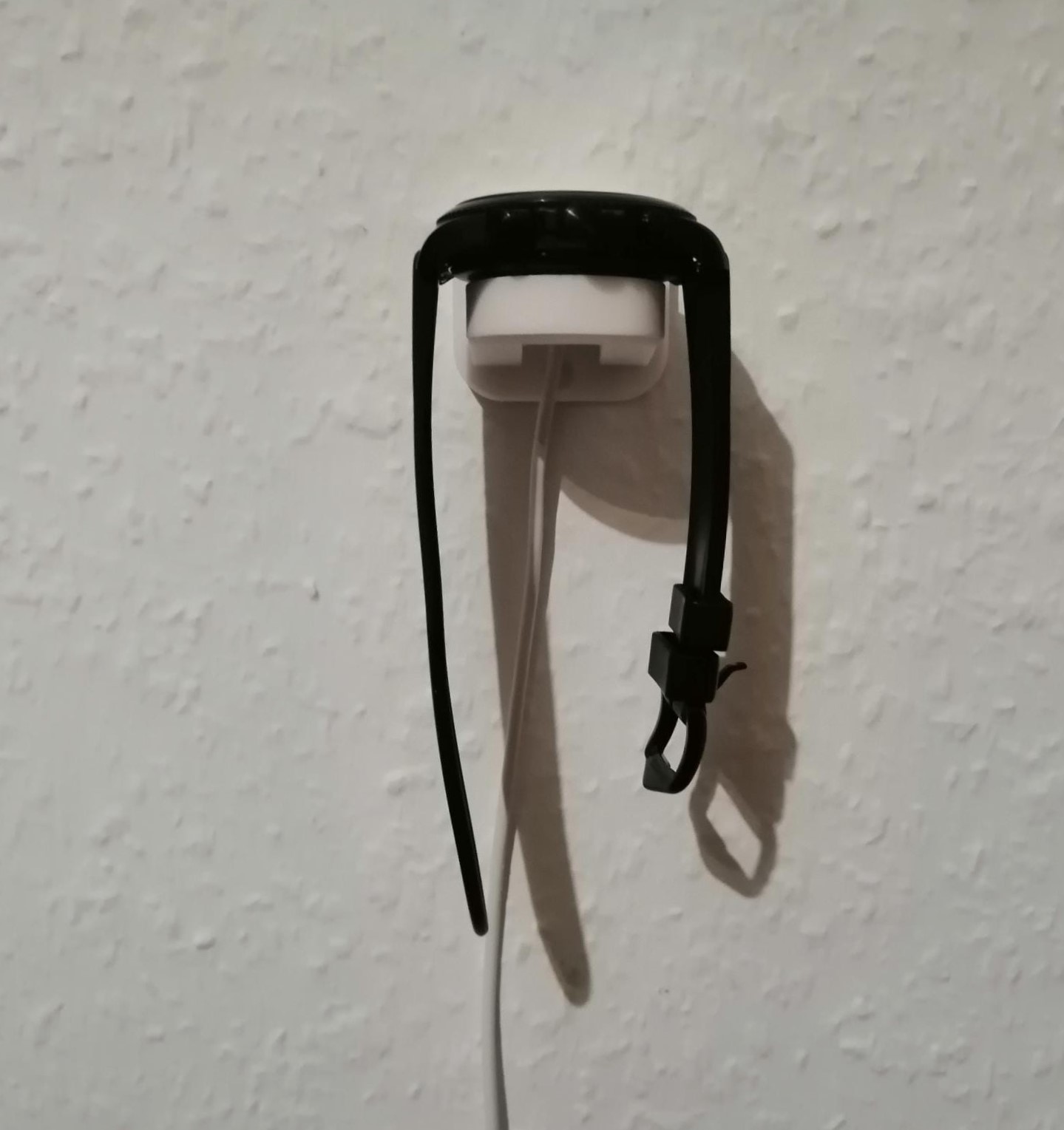 Fossil Gen 6 Charger Wall Mount - OpenSCAD files included by Reypatey ...