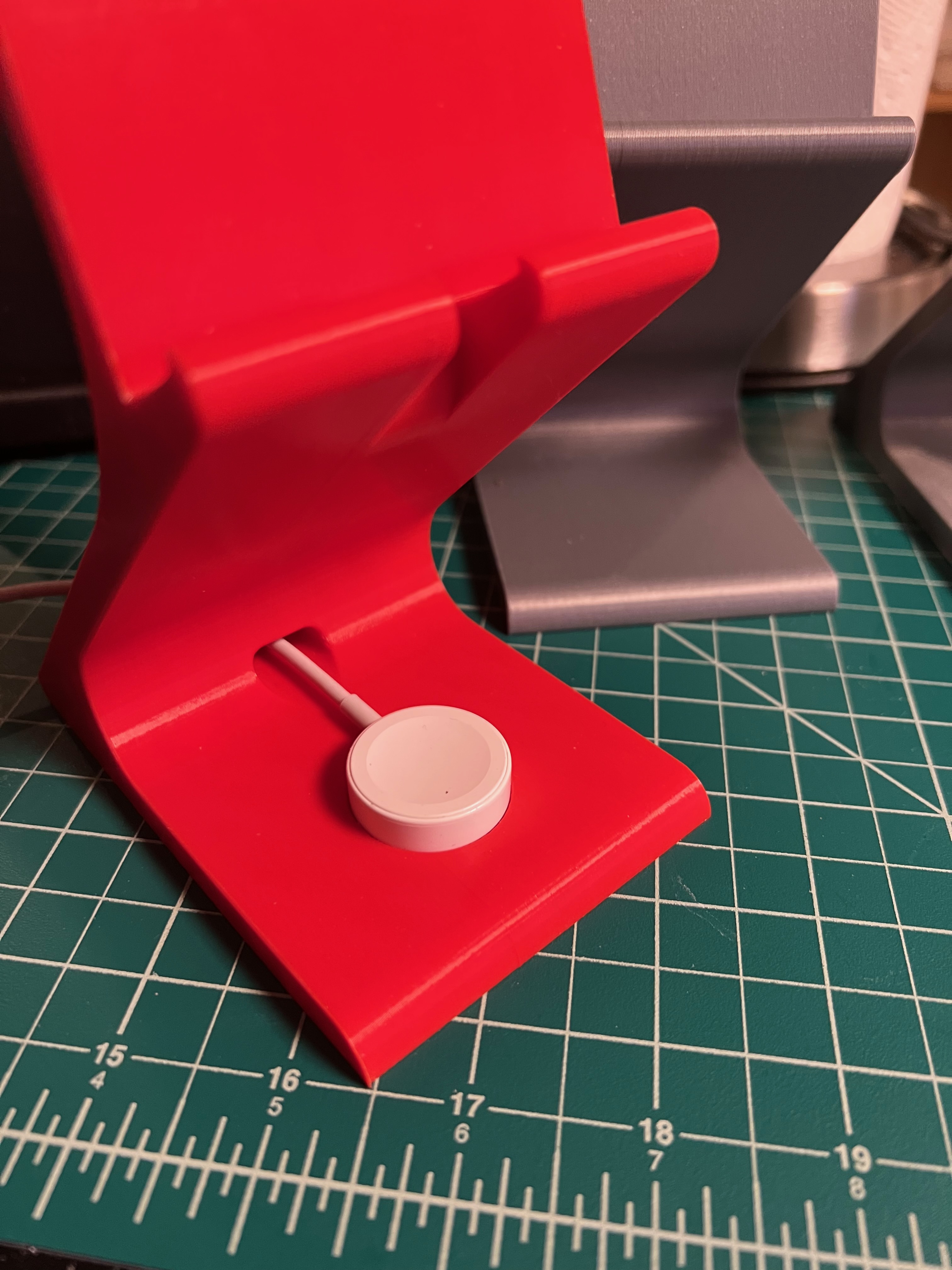 iPhone Stands by Wise Donkey | Download free STL model | Printables.com