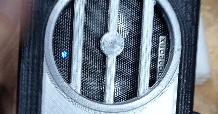 Speaker case Retrofuturistic (Fallout inspired) by Gabriel Carrera ...