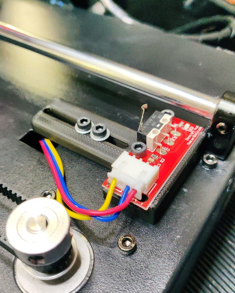 Makerbot End / Limit-Switch Holder 4 Anycubic I3 MEGA por SpamBouncer ...
