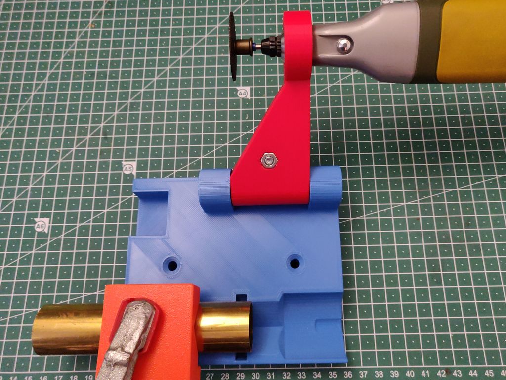 Tube and Rod Cutter for ProXXon IBS / E by SpamBouncer | Download free ...