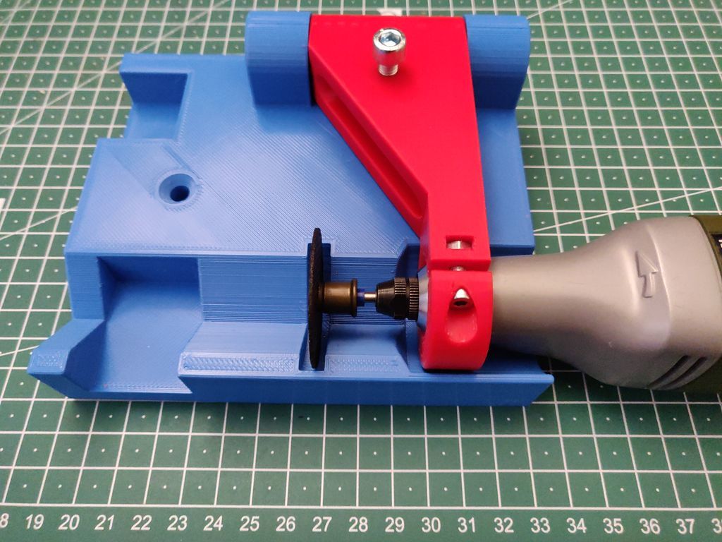 Tube and Rod Cutter for ProXXon IBS / E by SpamBouncer | Download free ...