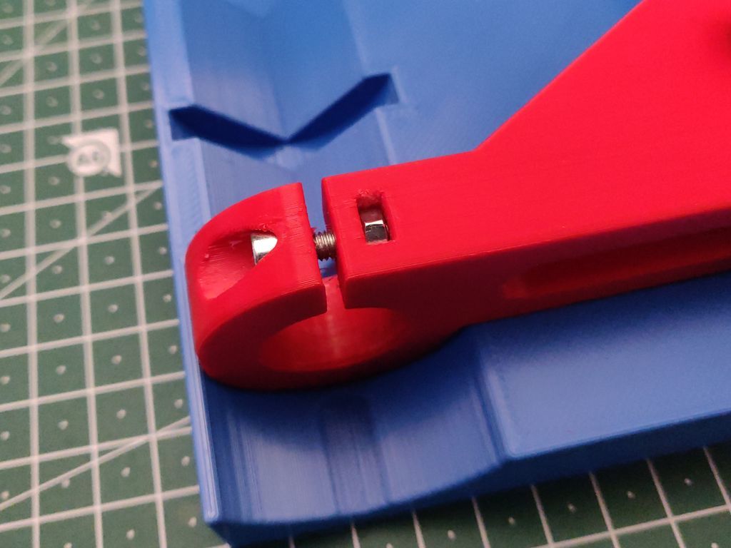 Tube and Rod Cutter for ProXXon IBS / E by SpamBouncer | Download free ...