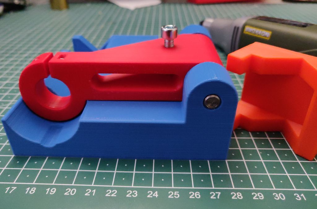 Tube and Rod Cutter for ProXXon IBS / E by SpamBouncer | Download free ...