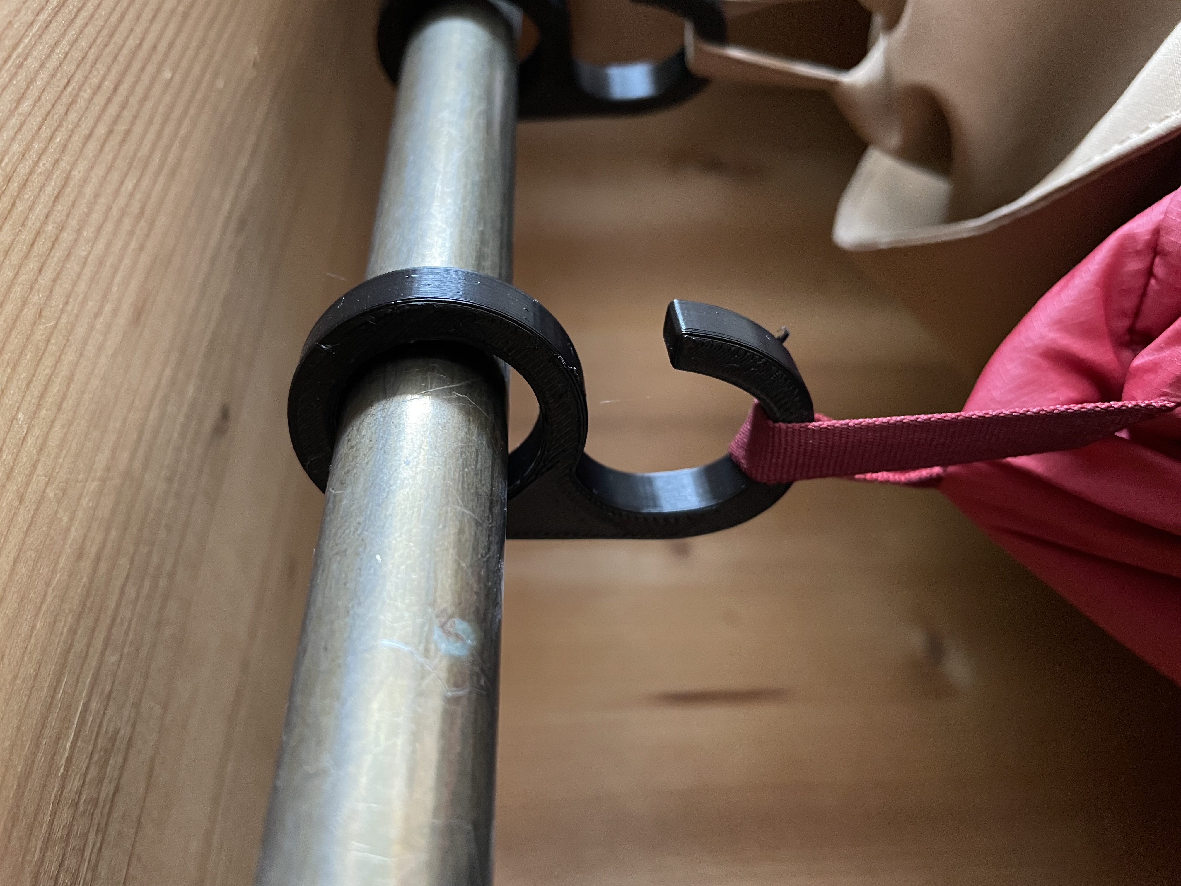 simple wardrobe hook by feetprints | Download free STL model ...