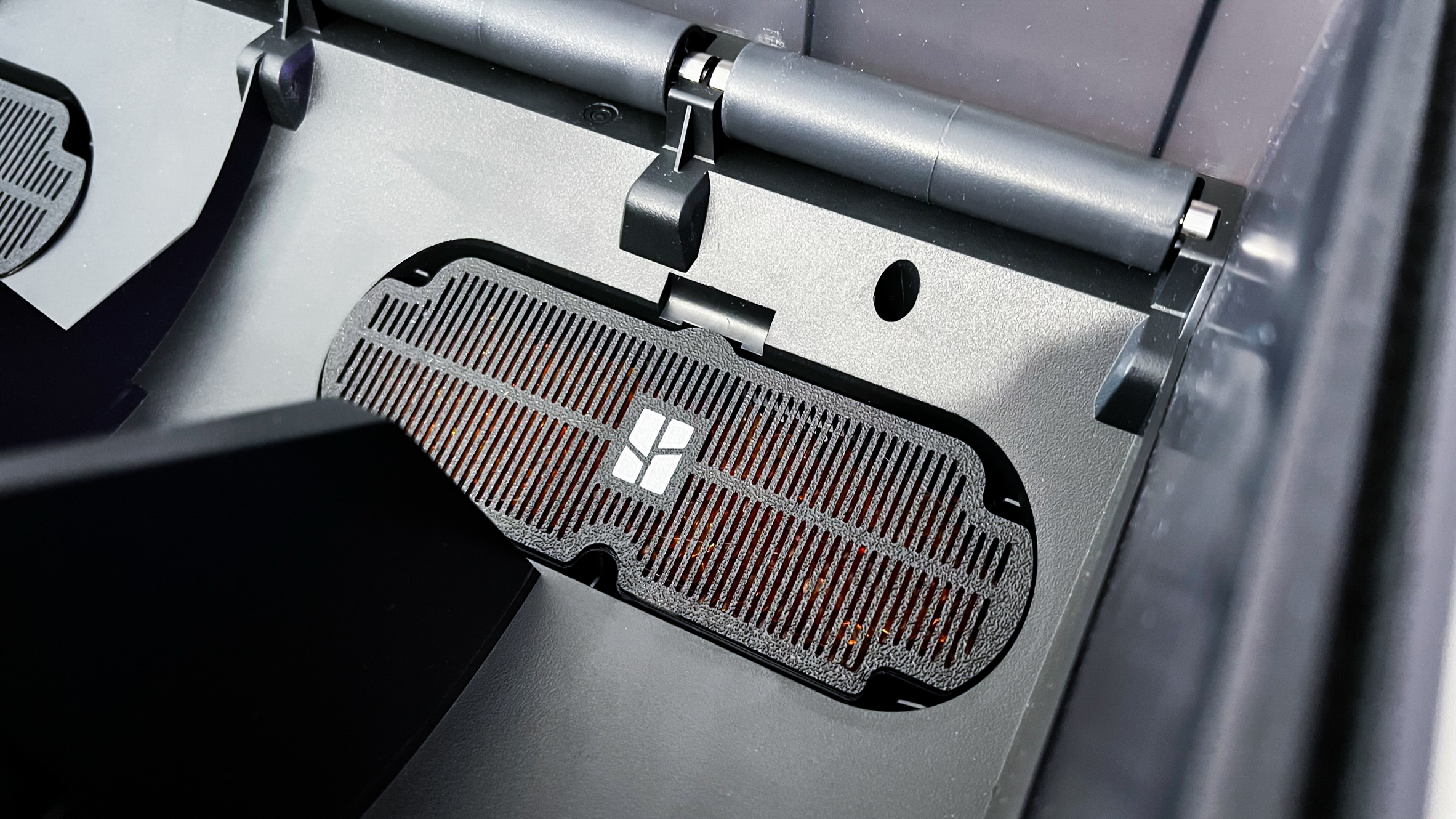 Bambu Lab AMS Rear Desiccant Refillable Tray by Mikyleee | Download ...