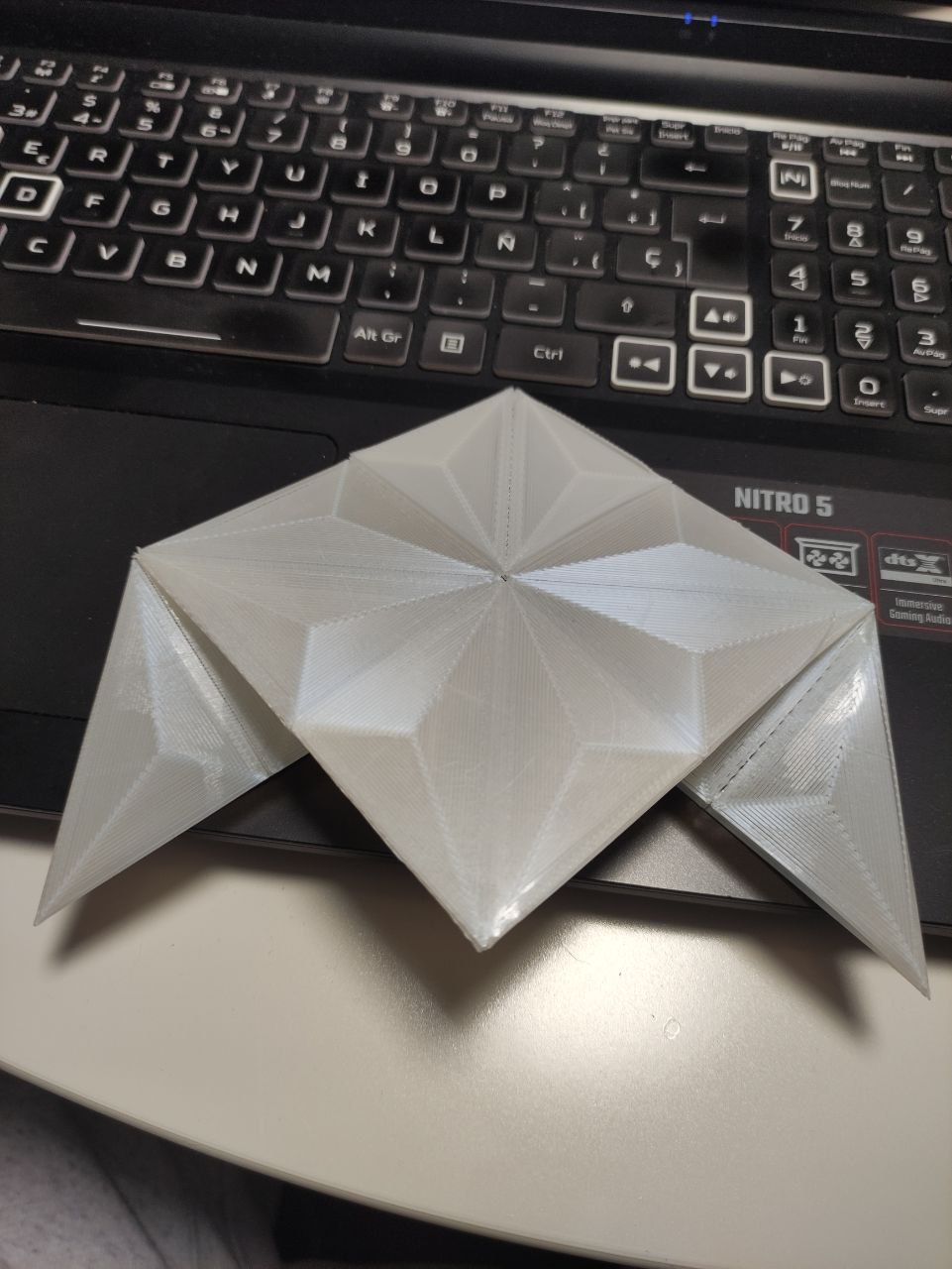 Pre-punched paper for origami by Ljhtom (Javier Hernando) | Download ...