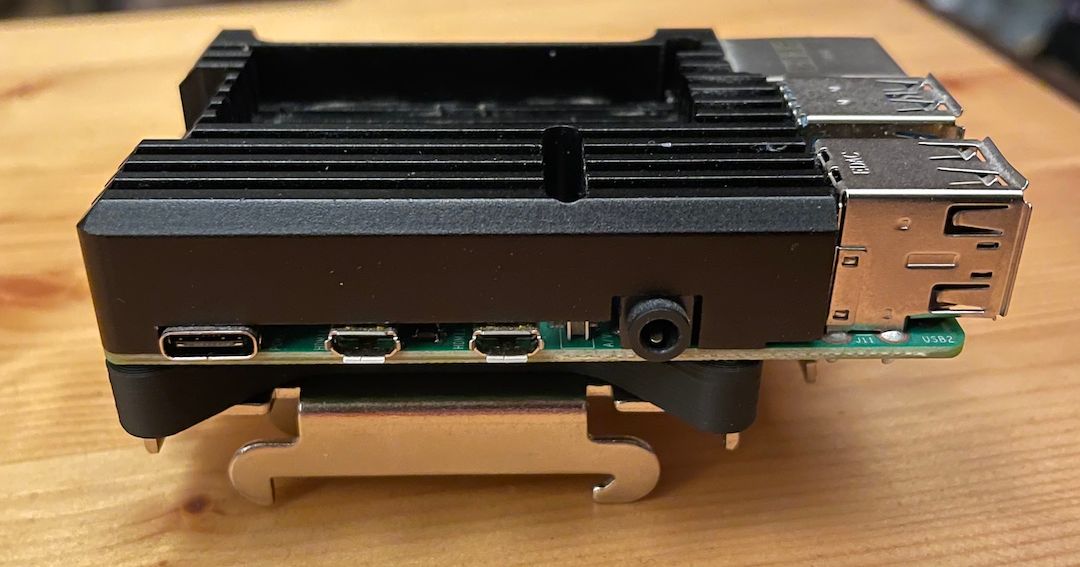 Raspberry Pi Armor Case Metal DIN Clamp Adapter by Grooviee | Download ...