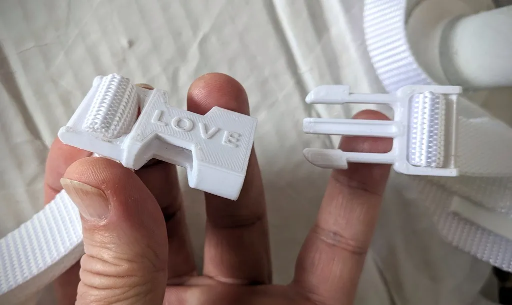 Fastex Buckle by DrTomFlint | Download free STL model | Printables.com