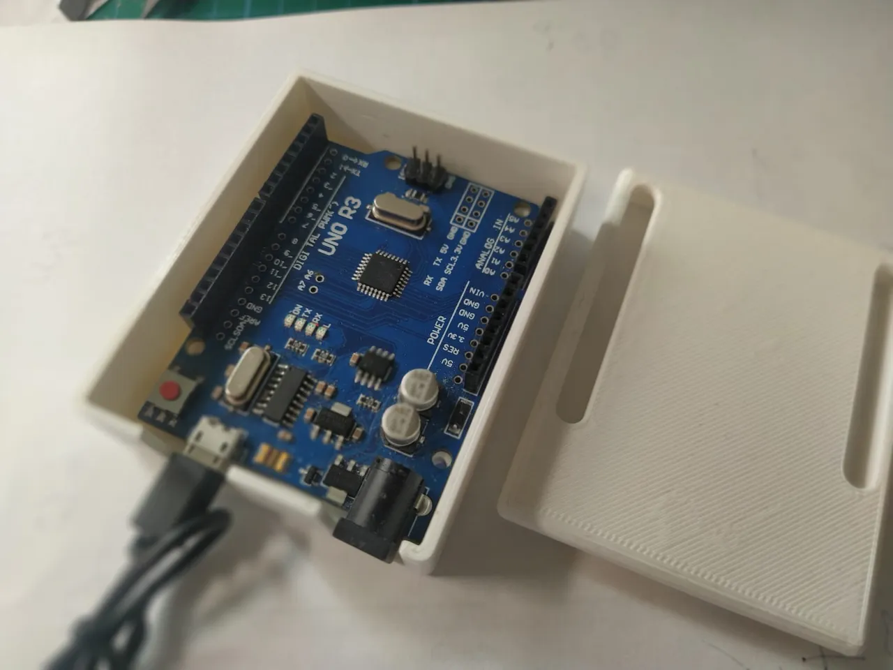 Arduino UNO case shield by Jprozas | Download free STL model ...