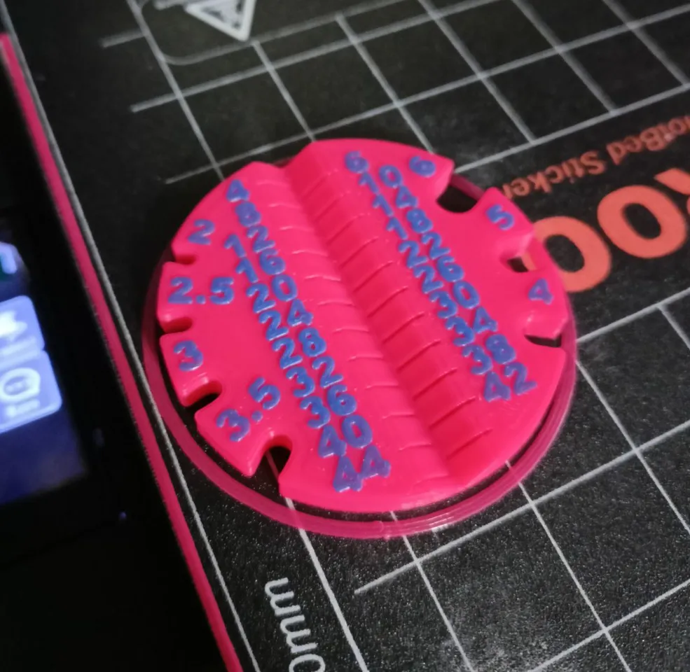 Round Metric Screw Measuring Tool (M2-M6, up to 48mm) by alexan_e | Download free STL model ...