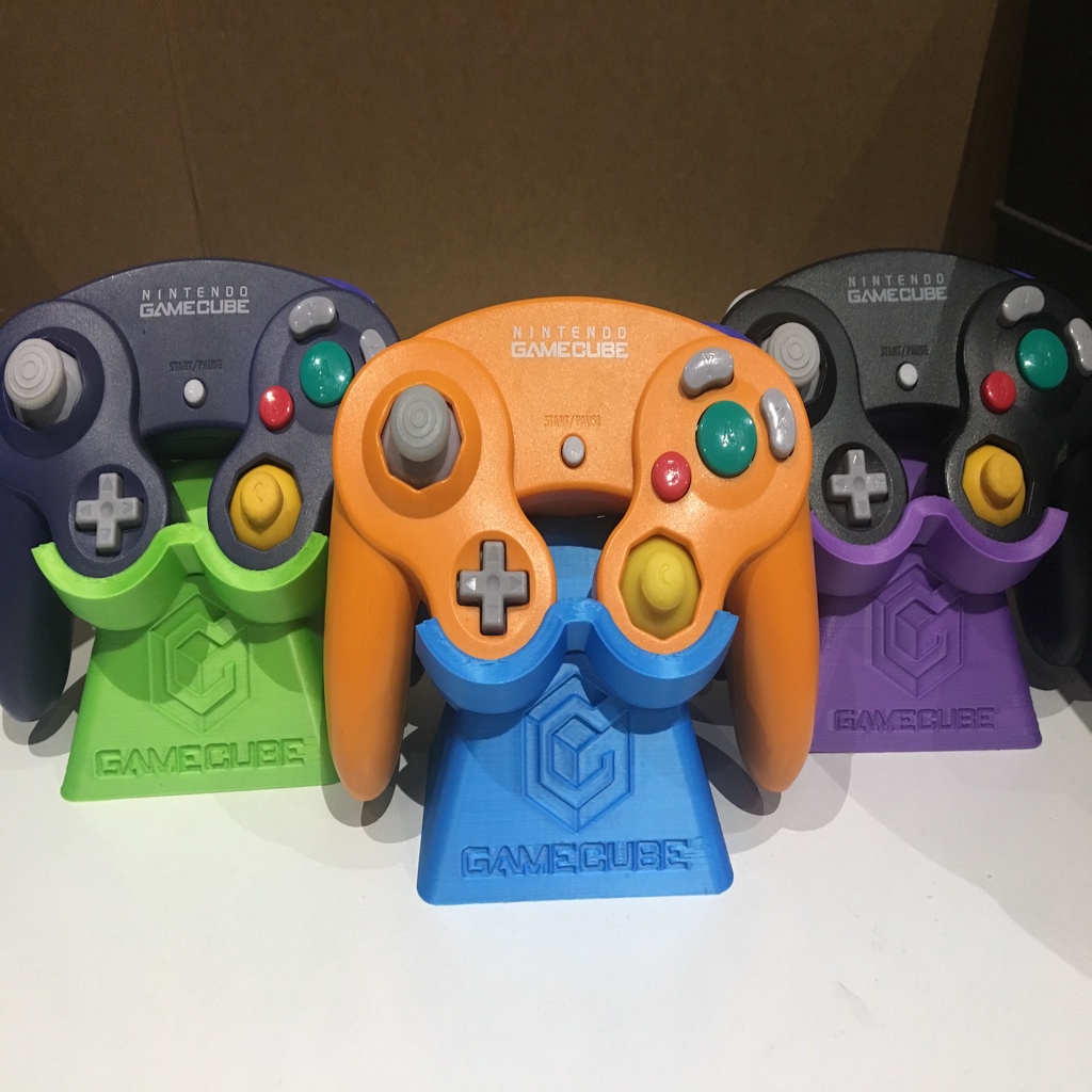 Gamecube Controller Stand by ZDeanzo | Download free STL model ...