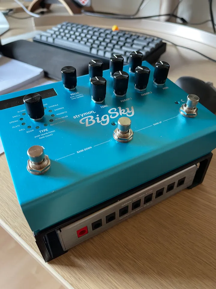 Strymon Pedal Lift by j.blejeru | Download free STL model | Printables.com