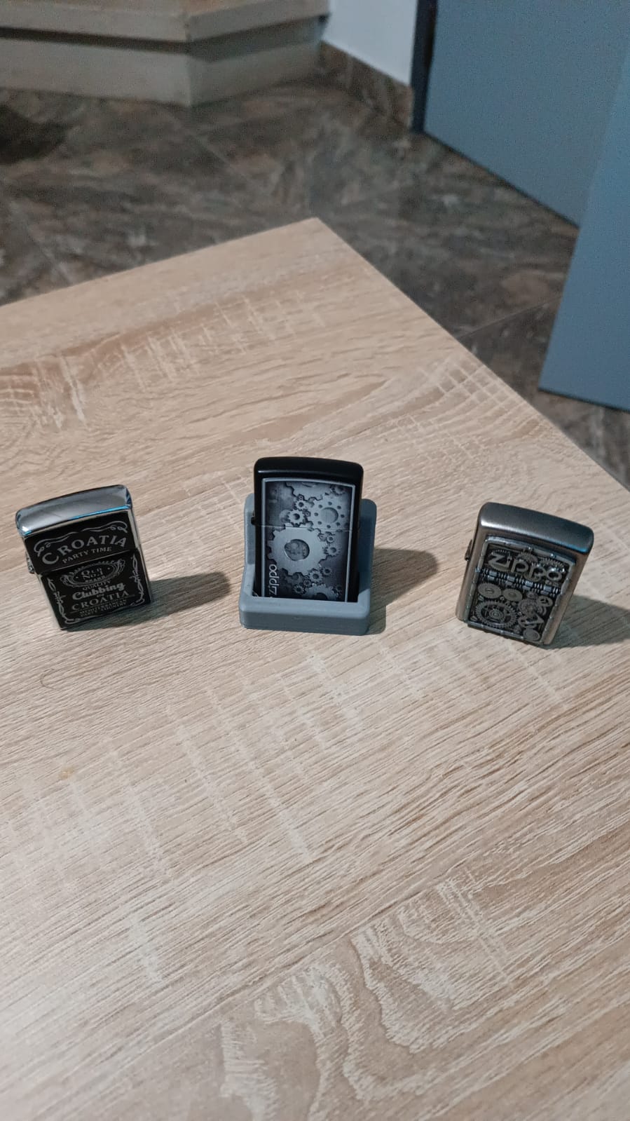Zippo style lighter display by Dr CookiesPT | Download free STL model ...