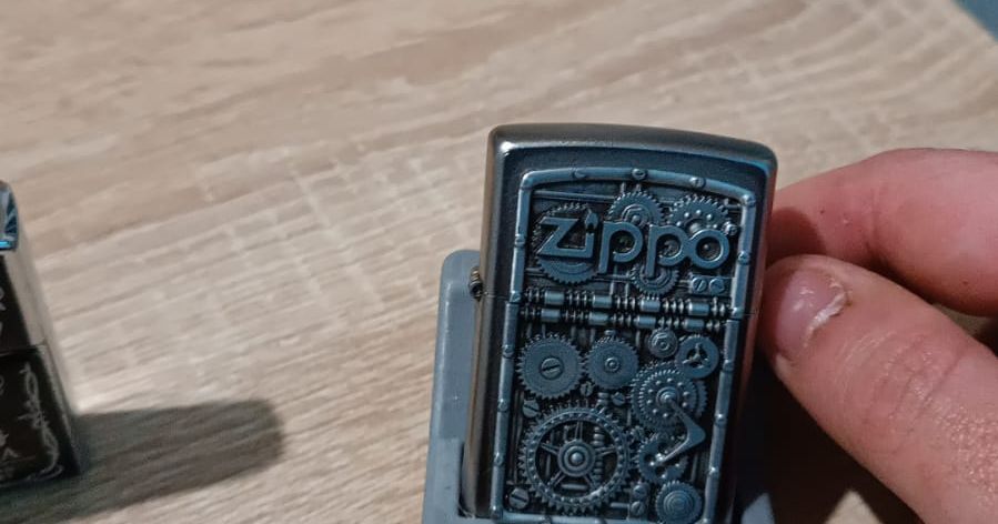 Zippo style lighter display by Dr CookiesPT | Download free STL model ...
