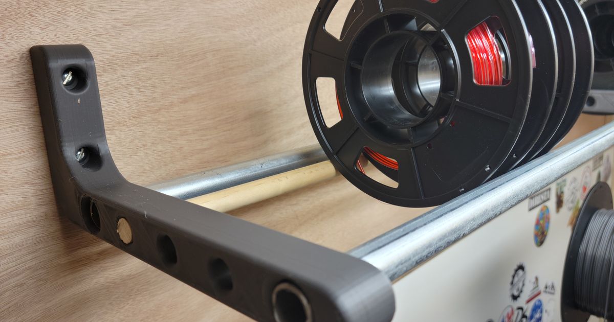 Filament Spool Shelf Bracket par Overall Makerworks | Téléchargez ...
