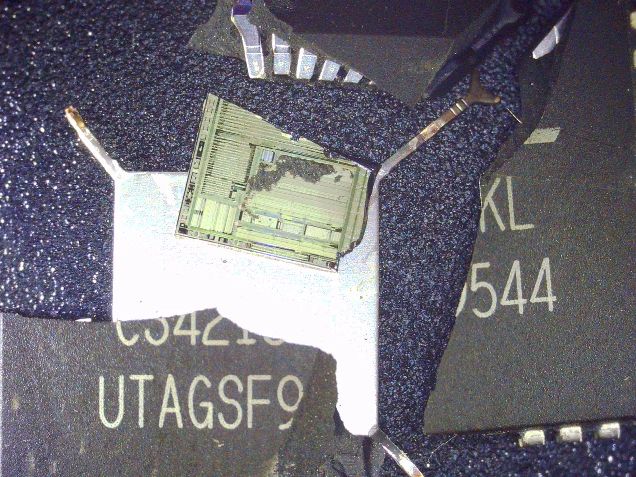 Decapped IC 40-pin by konteliss | Download free STL model | Printables.com