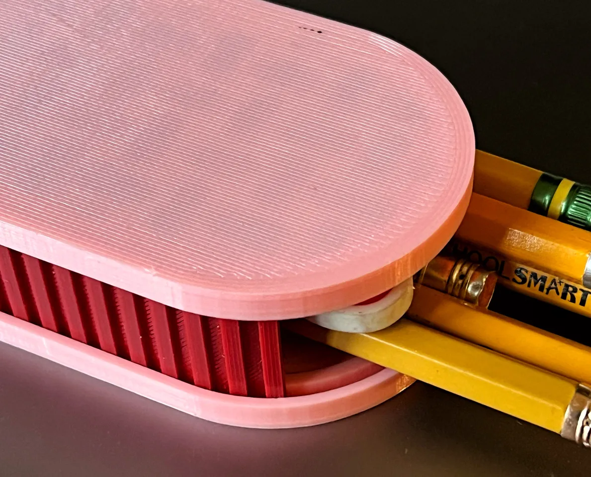 Pencil Box With Shutter by daarshclicks | Download free STL model ...