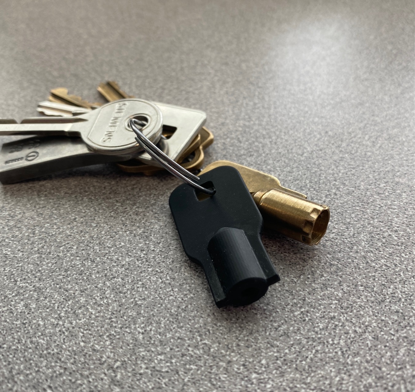 Double-Bit Enclosure Key (3mm) for Electrical Cabinet by Freedo ...