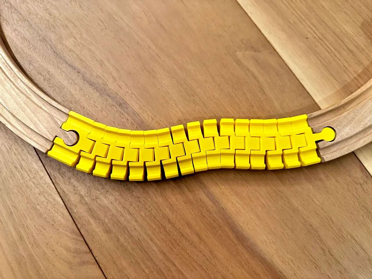 Flexible Train Track / Rails for Wooden trains by maxelman | Download ...