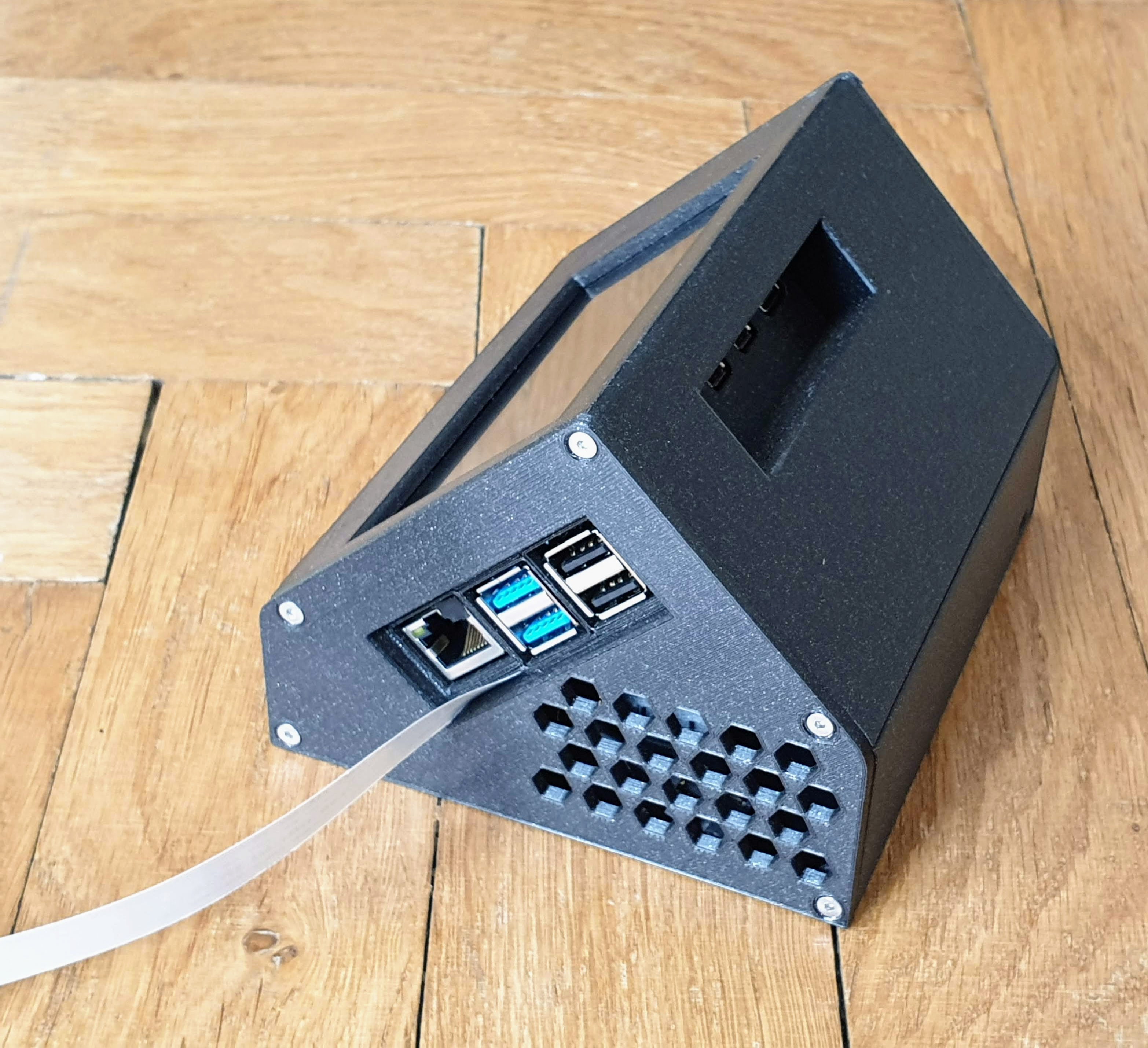 Octoprint Box - Raspberry Pi 4B, Waveshare 4.3" DSI by Martin H ...