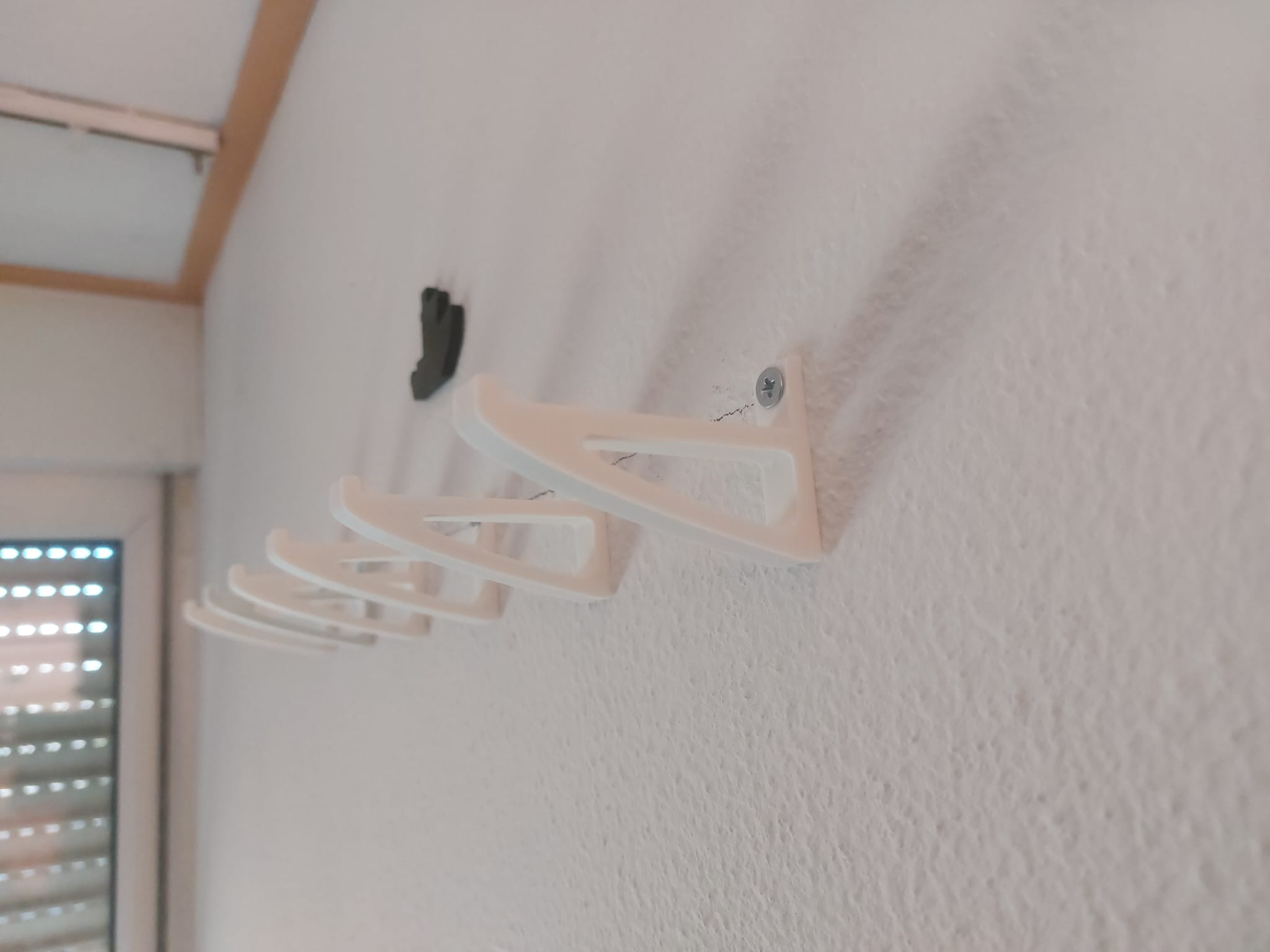 Benchy Display shelf wall mounting hook by Jerr_074 | Download free STL ...