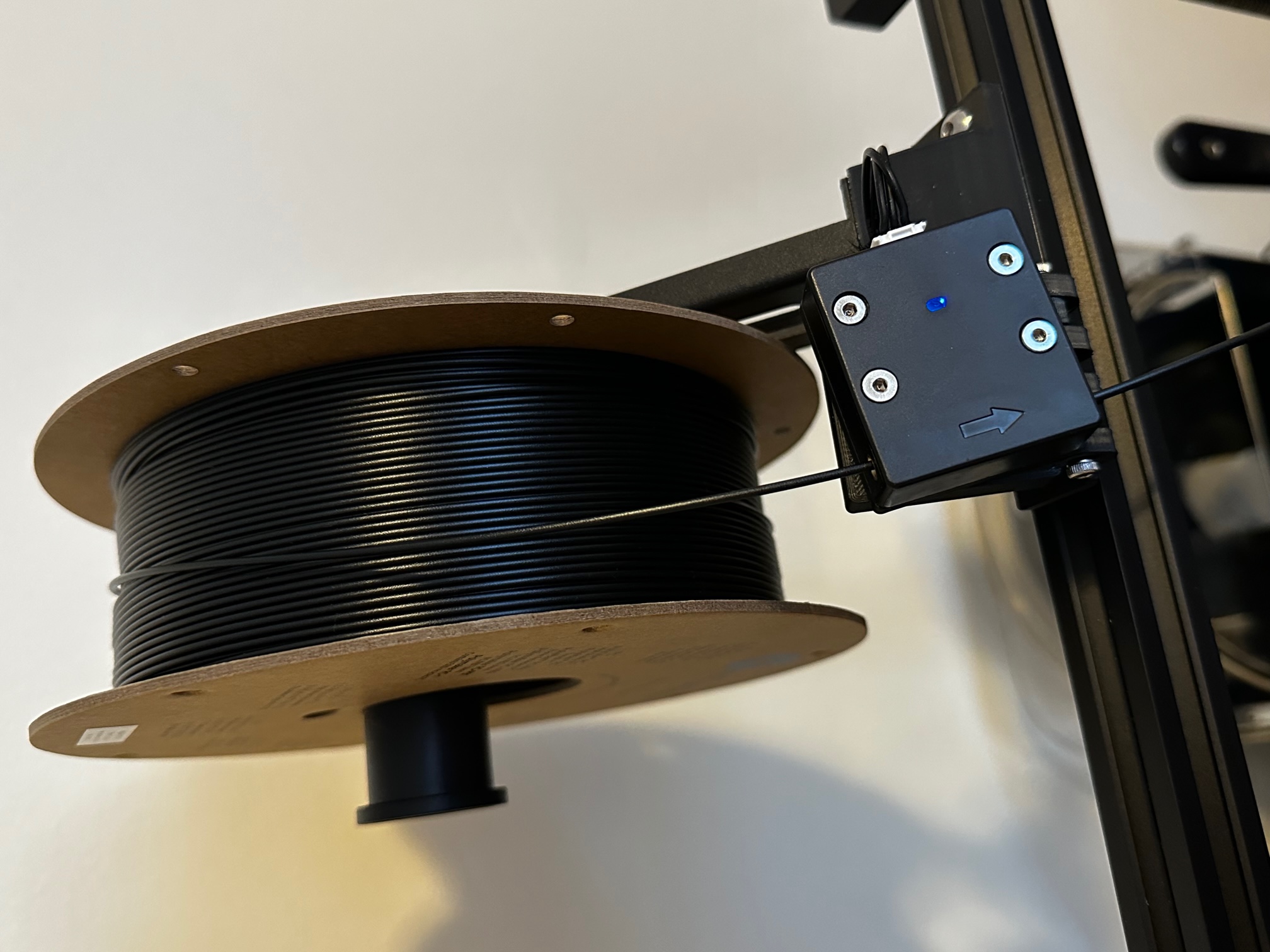 Creality CR-10 Style Filament Runout Sensor Flexible Mount by cmerkle ... Creality CR-10 Style Filament Runout Sensor Flexible Mount by cmerkle ...