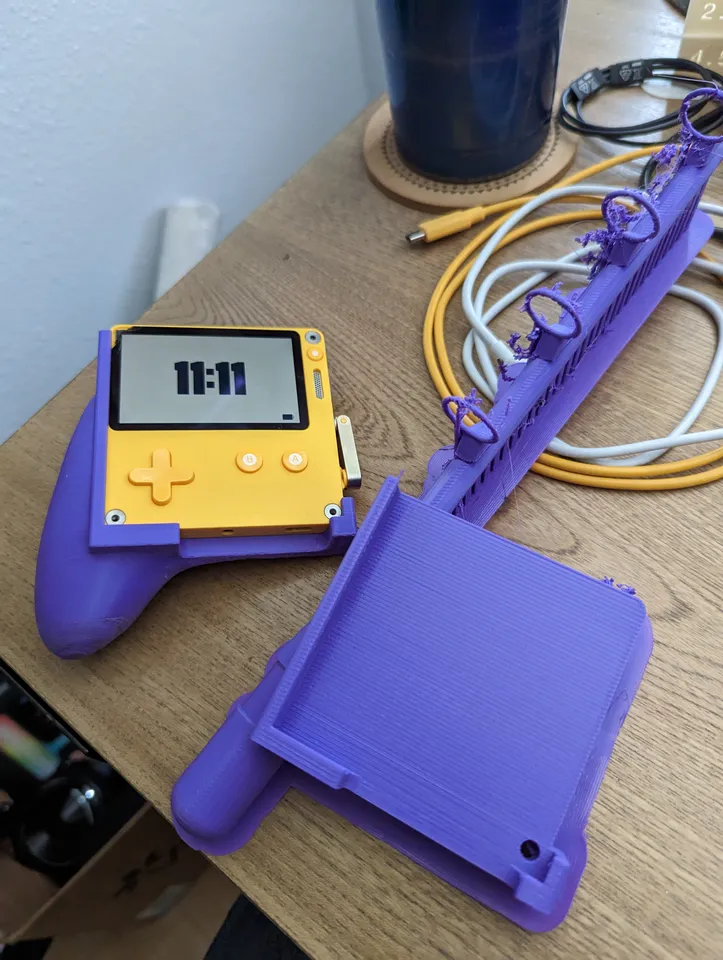 Playdate Fishing Grip + Keychain by Ledbetter Games | Download free STL model | Printables.com