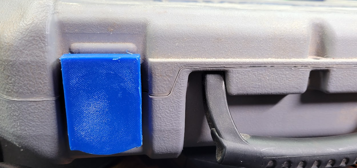 Dremel Case Replacement Latch by 3DPrintingDadster | Download free STL ...