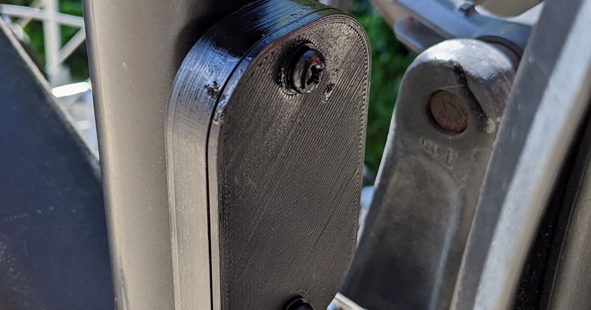 Bicycle holder for a Tile Pro (2018) tracker by Rae | Download free STL ...