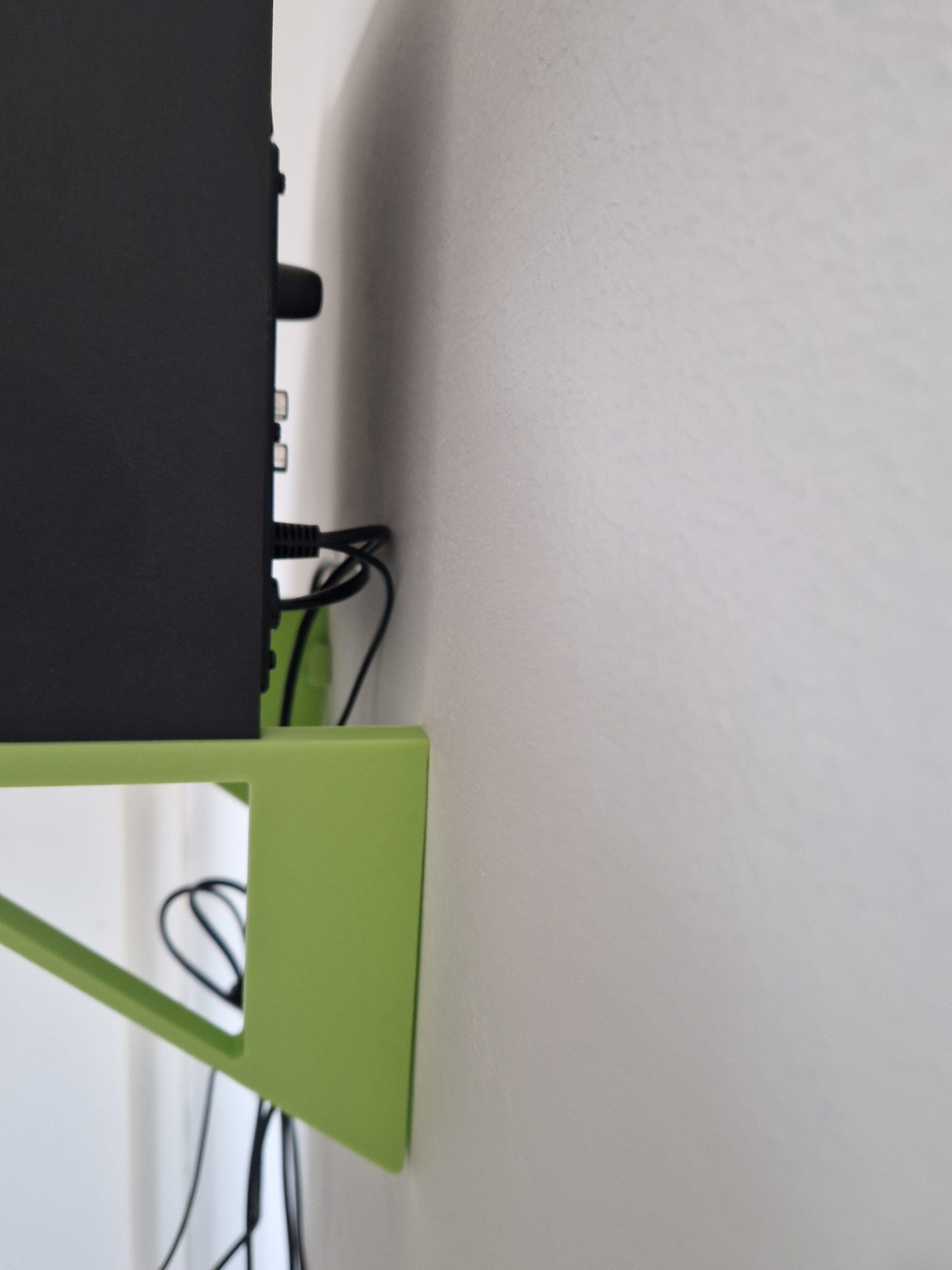 Logitech Z333 Subwoofer Wall mount von JanV | Kostenloses STL-Modell ...