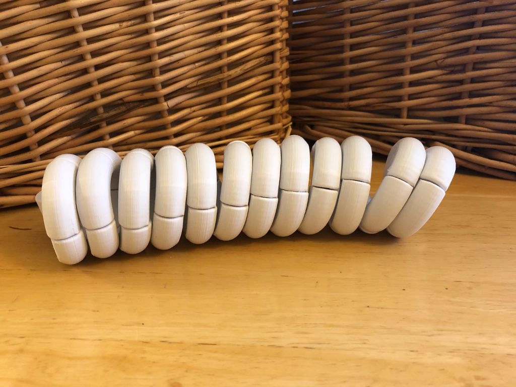 Two Types of Twisty Tubes (circular) by DaveMakesStuff by Ema ...